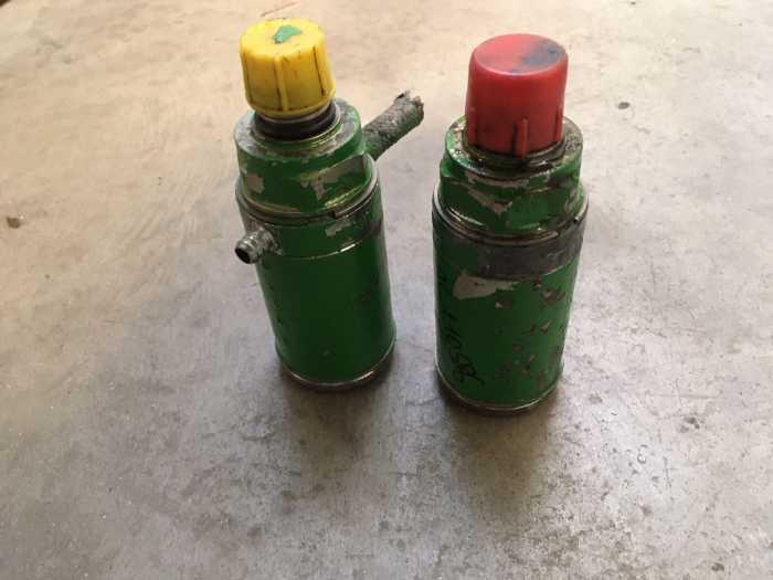 Raccords hydrauliques John Deere (AL210585 + AL210586) - Hoogsteyns